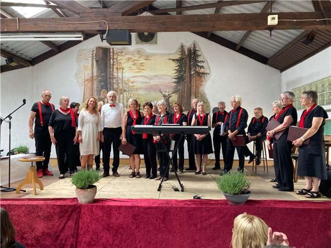 Sängerinnen und Sänger lassen riesige „Chorparty“ steigen