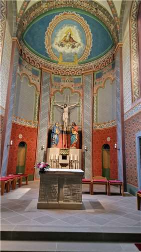 Altarraum erstrahlt in neuem Glanz