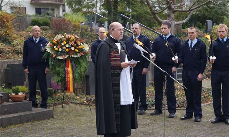 Der Opfer von Krieg und Terror gedacht