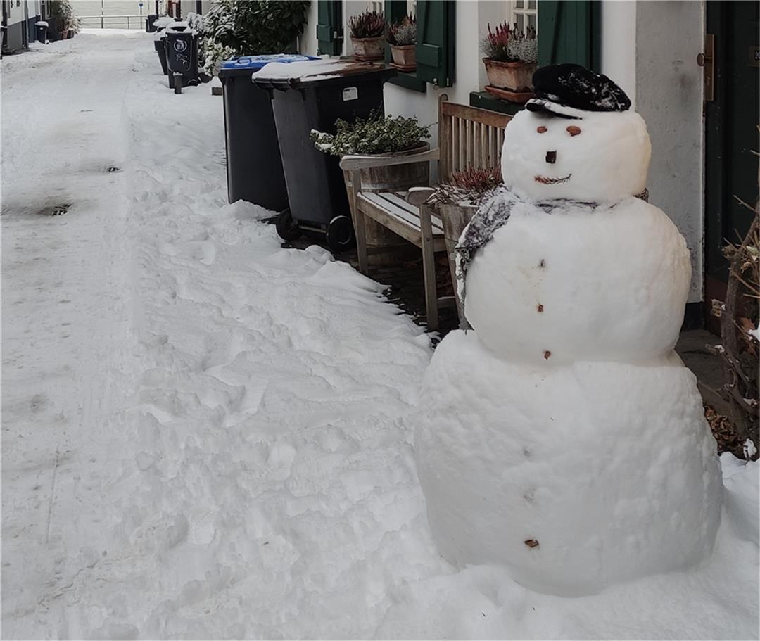 Zeigt uns eure Schneemänner!