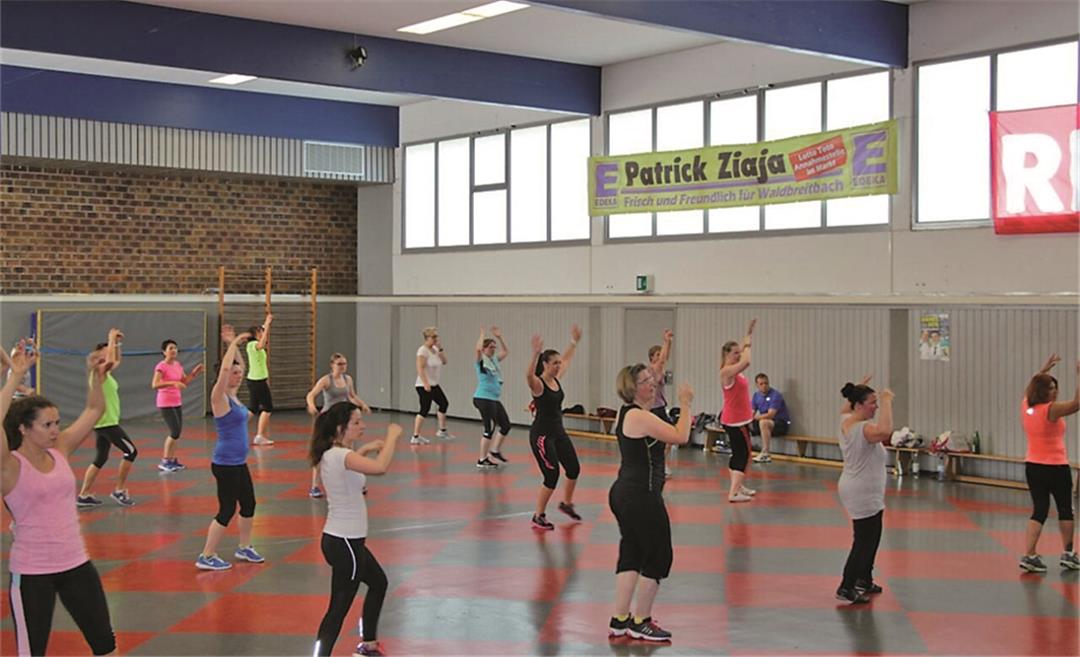 Zumba-Fans machten drei Stunden Tanz-Party