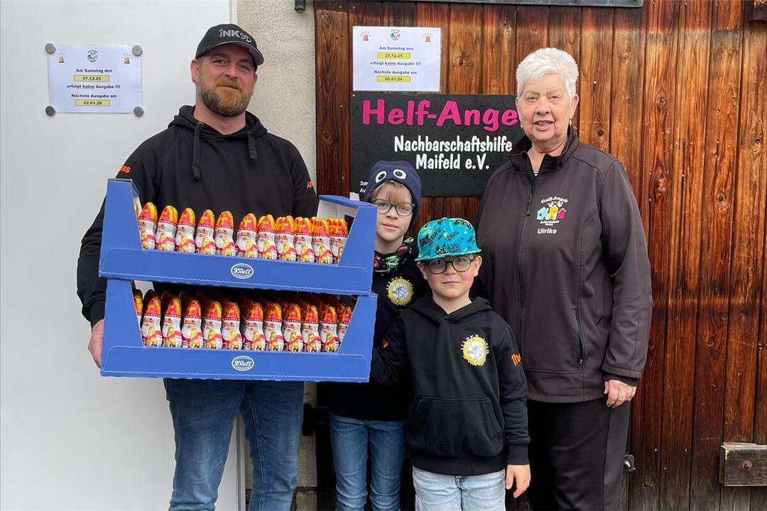 Schoko-Nikoläuse vom „Vater-Kind-Aktion e.V.“ an die Helf-Angels