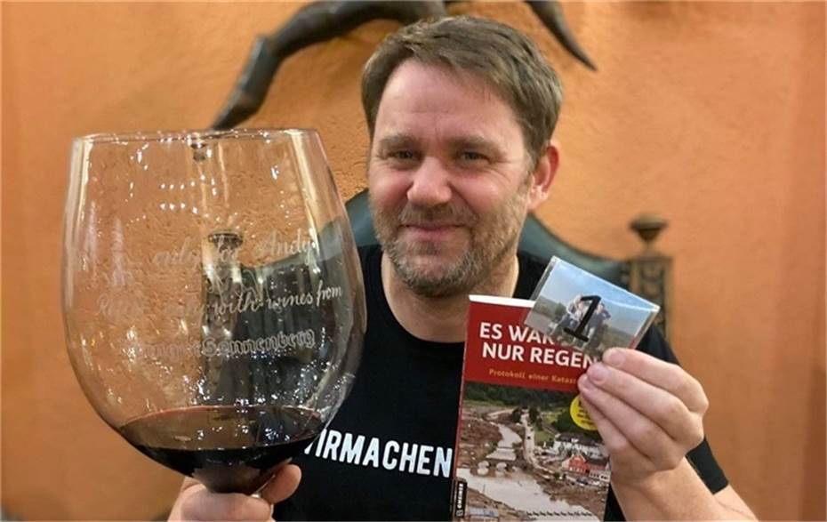 Andy Neumanns Flut-Buch ist auf Platz 1 der Spiegel-Bestsellerliste