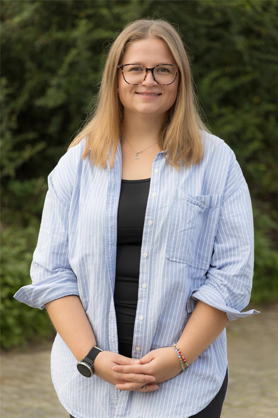 OKUJA begrüßt neue Sporttherapeutin Anne Heise