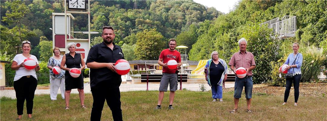Mohr im Gespräch mit „Bad Sayn“