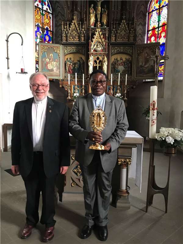 Bischof Bruno Ateba aus Kamerun zu Besuch