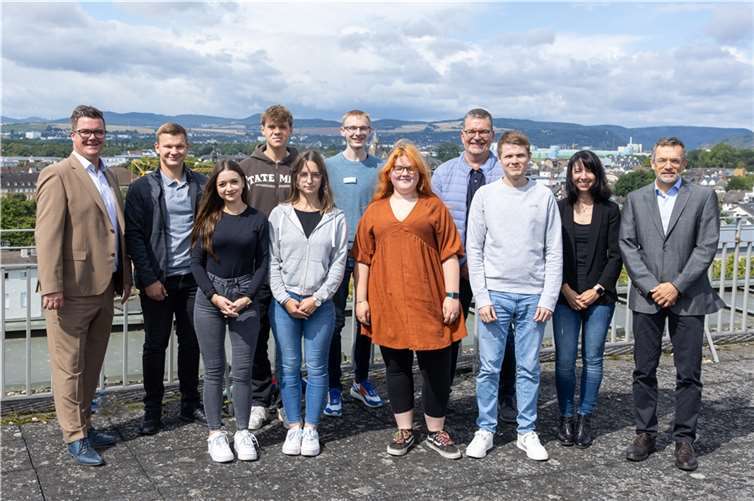 Azubis und Anwärterinnen an Bord