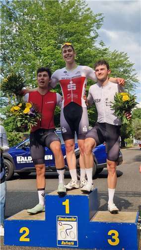 Jacob Heß fährt zum Sieg