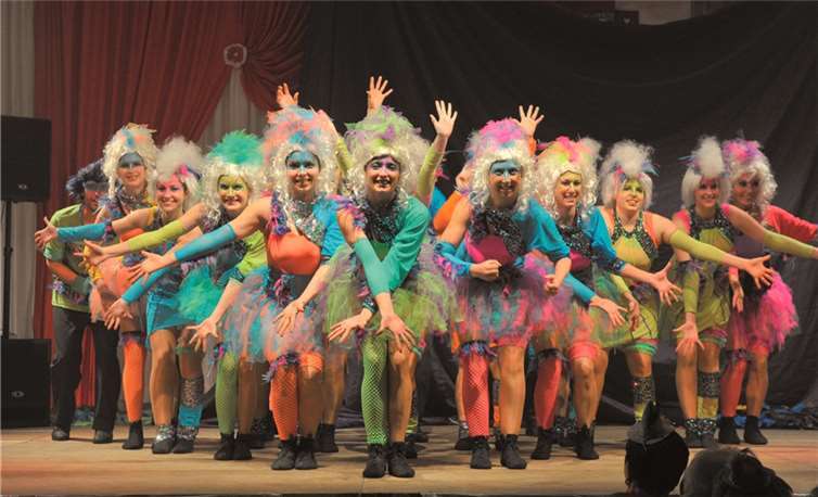 Showtanz „Paradies Express“