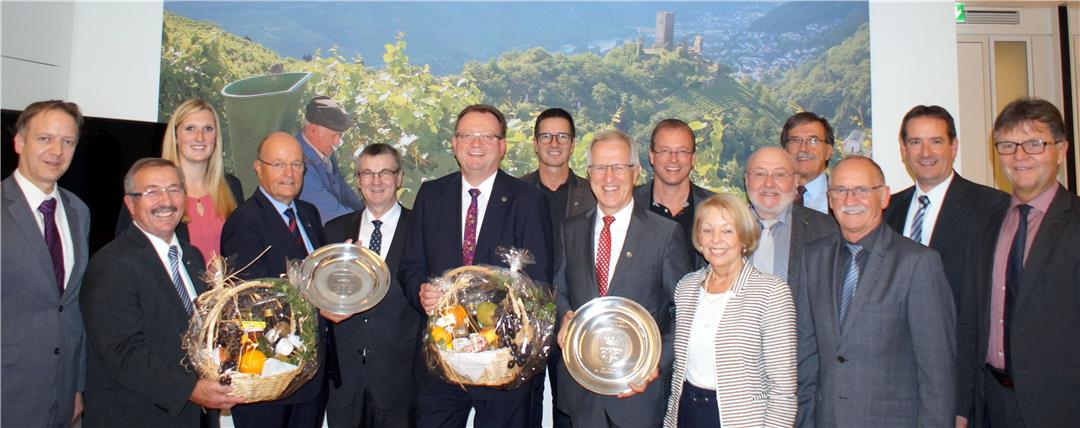 Josef Dötsch und Dr. Adolf Weiland mit Großen Wappenteller ausgezeichnet