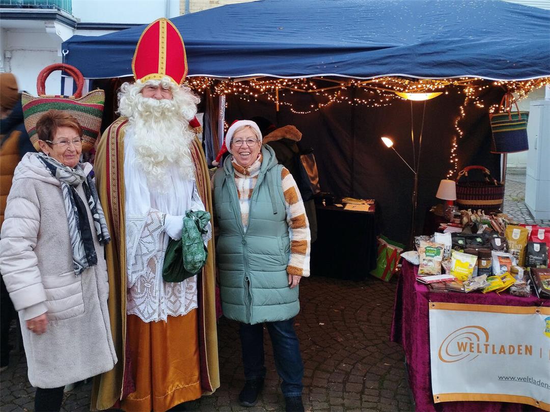 Nikolaus besucht Weltladen