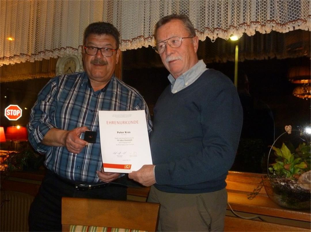 Pressesprecher Peter Kras geehrt