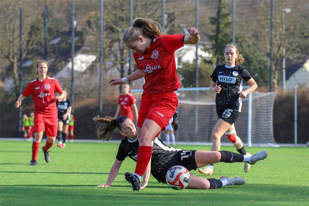 Die erste Mannschaft klettert auf Rang 3