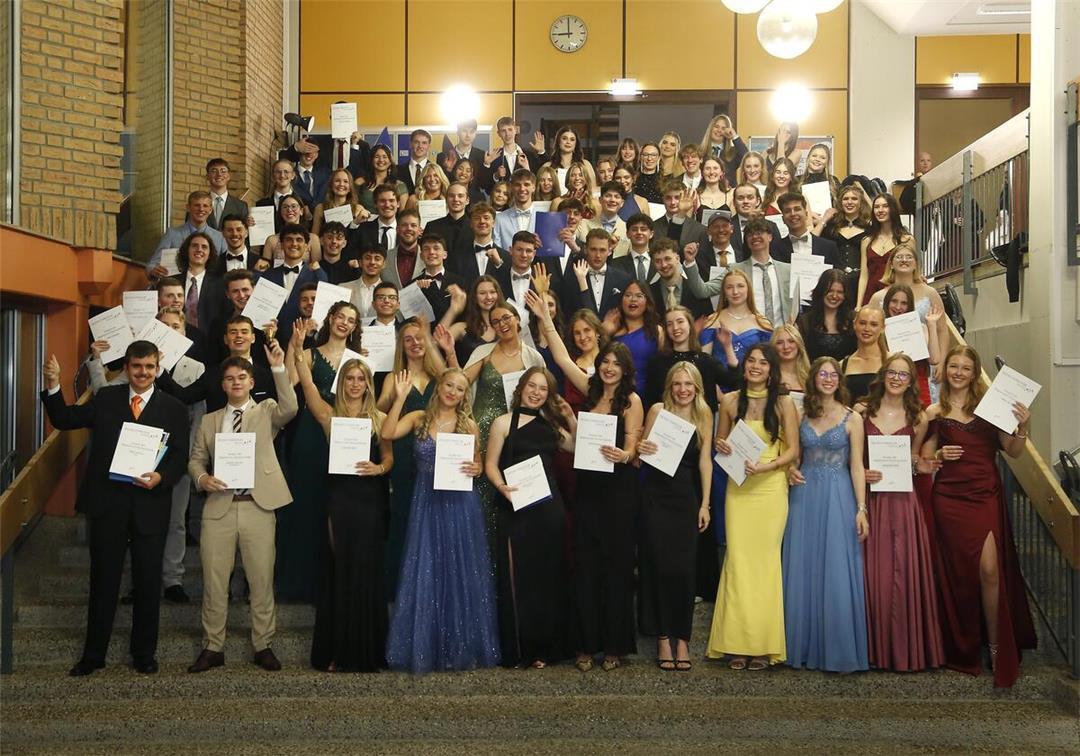 Feierliche Verabschiedung der Abiturientia 2025 am Megina Gymnasium Mayen