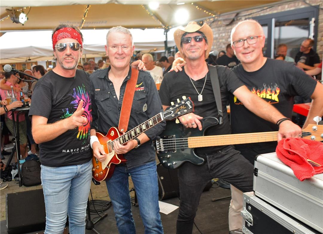 „Männer von Flake“ begeistern bei Kultur im Hof