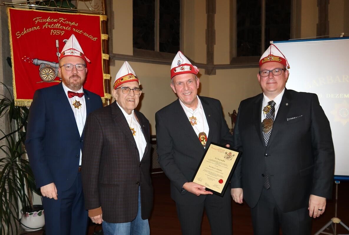 Verleihung des Ordens „Clowneritis Linzensis“ an Norbert Adams
