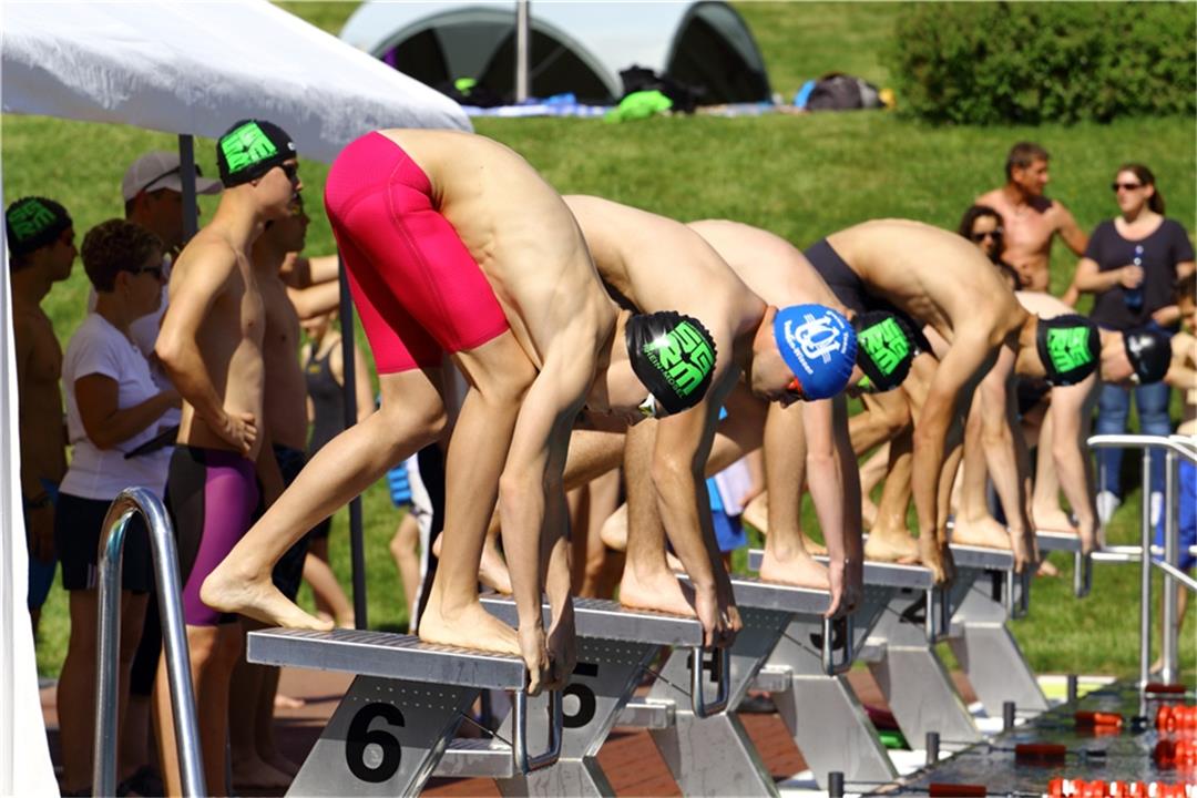 Schwimmerinnen und Schwimmer bereiten sich auf die Rheinland-Pfalz-Meisterschaft vor