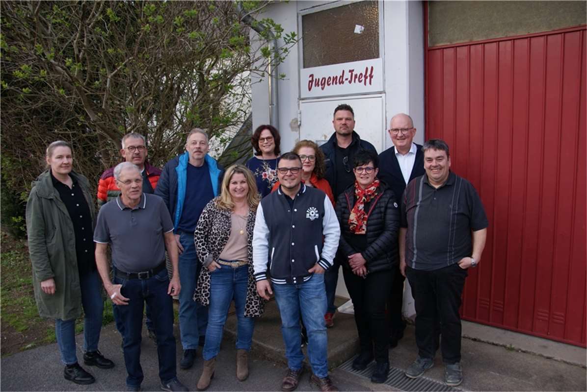 Stadtratskandidaten besichtigten altes Feuerwehrgerätehaus und Petersplatz