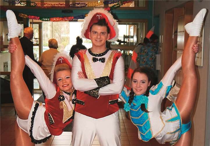 Preistanzen für die Tanzmariechen Sarah und Clara