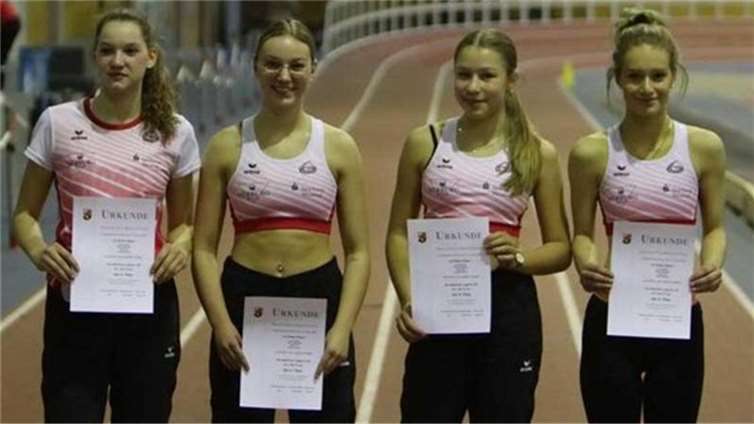 Rhein-Wieder räumen in der Halle Titel und vordere Plätze ab
