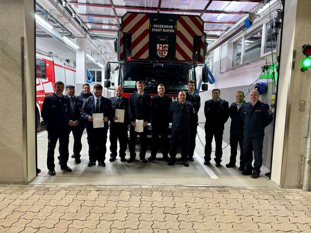 Sechs neue Maschinisten für die Freiwilligen Feuerwehren