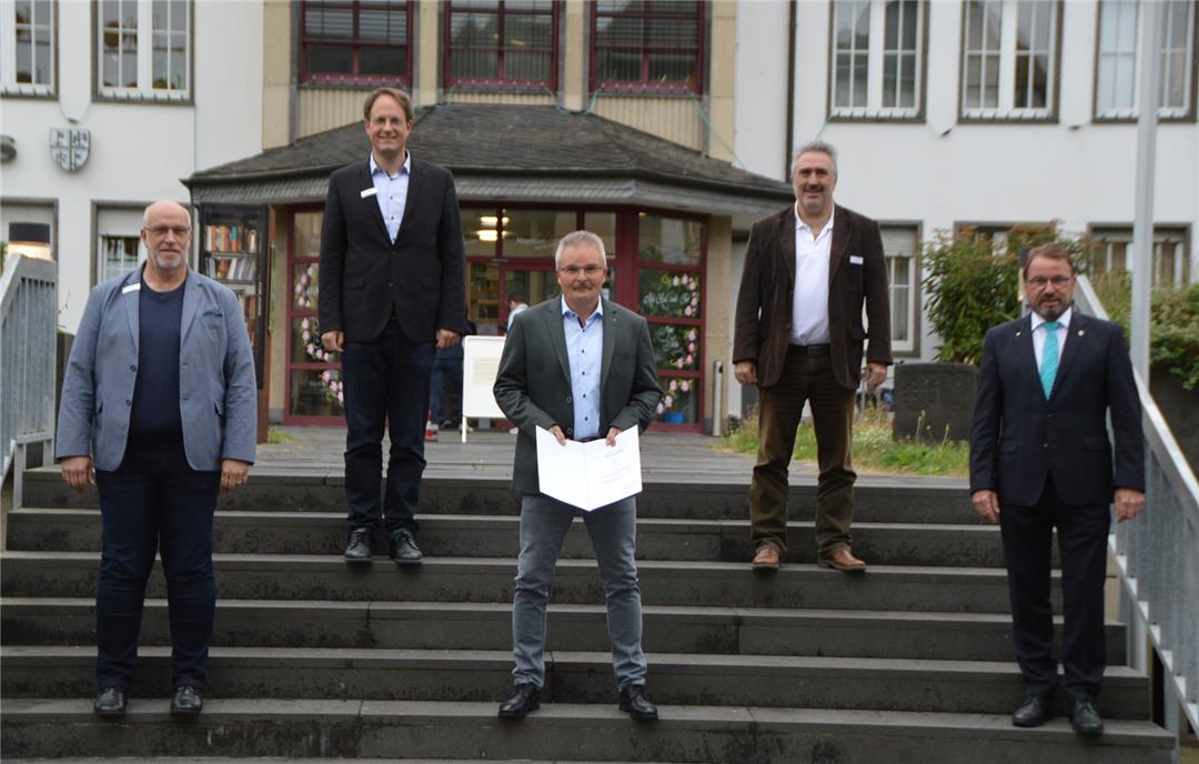 Robert Dewald feiert 40-jähriges Dienstjubiläum