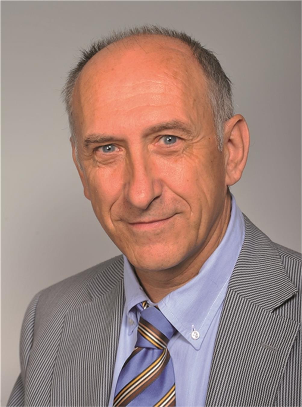 Dr. Hans-Georg Hansen ist Ansprechpartner
