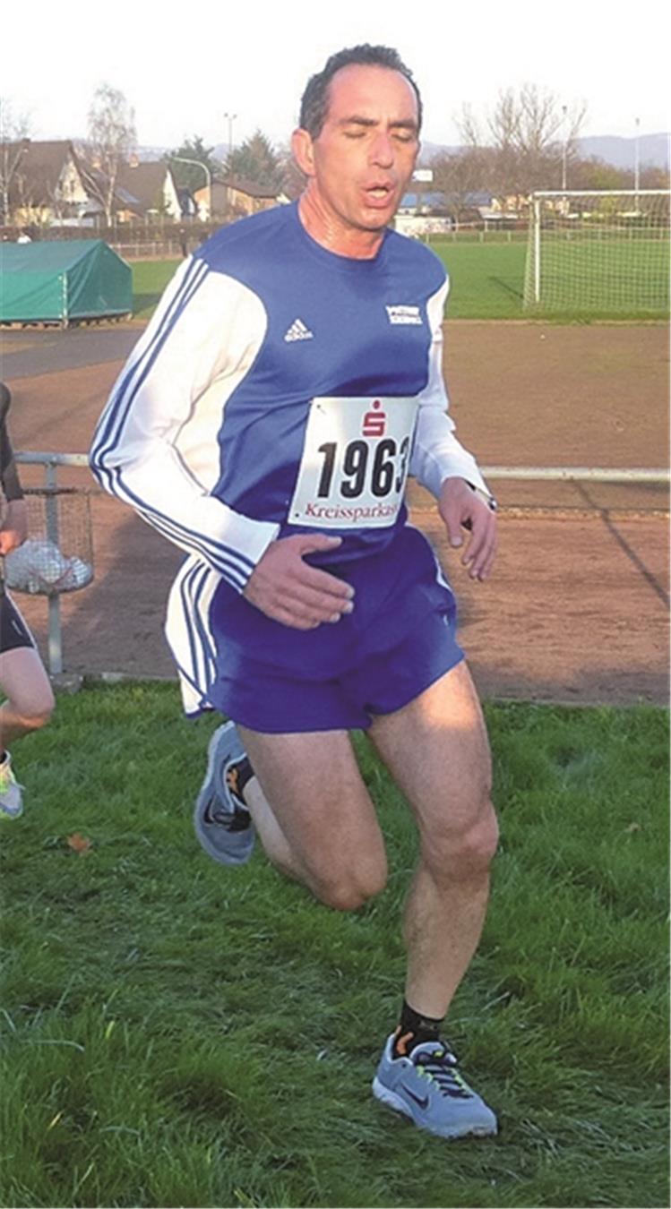 Dr. Parvis Torbati lag vorn