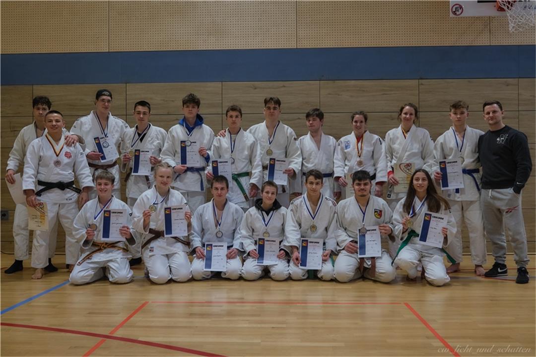 Erfolgreiche Judoka bei der Rheinland Einzelmeisterschaften U18/U21