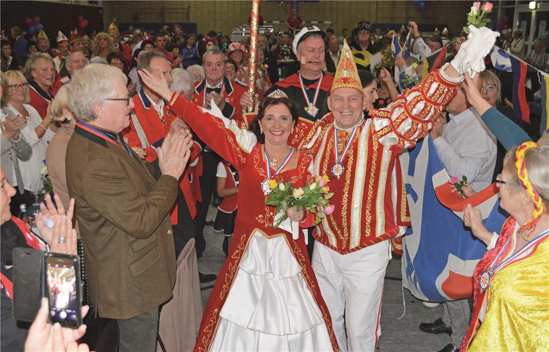 Prinz Micha I. und Prinzessin Patty I. eroberten die Jecken im Sturm