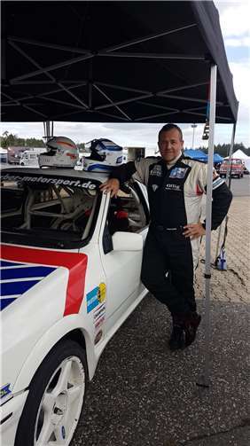 Simone Busch und Frank Färber mit Ford Sierra Cosworth am Start