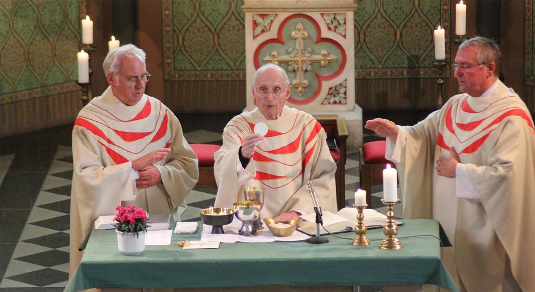 Pfarrer i. R. Lothar Brucker feierte Goldenes Priesterjubiläum