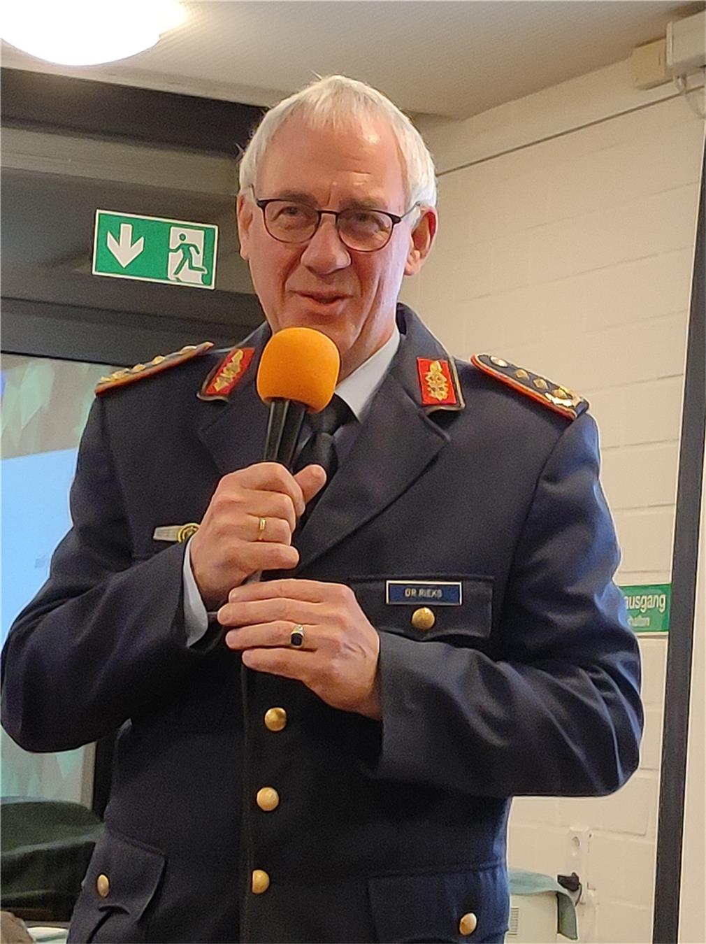 Experte mit Blick auf die Zeitenwende(n)