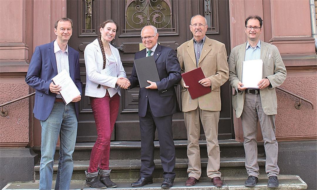 Maylin Amann erbringt „Besondere Lernleistung“