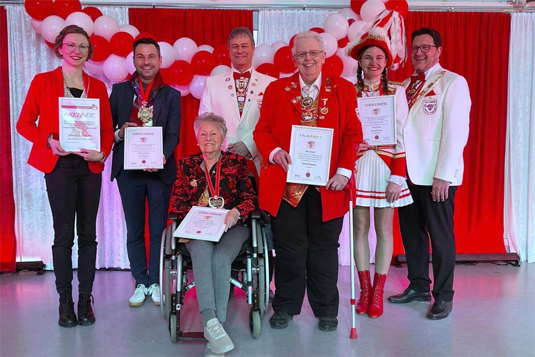 Oberbürgermeister David Langner zum Ehrenfunken ernannt