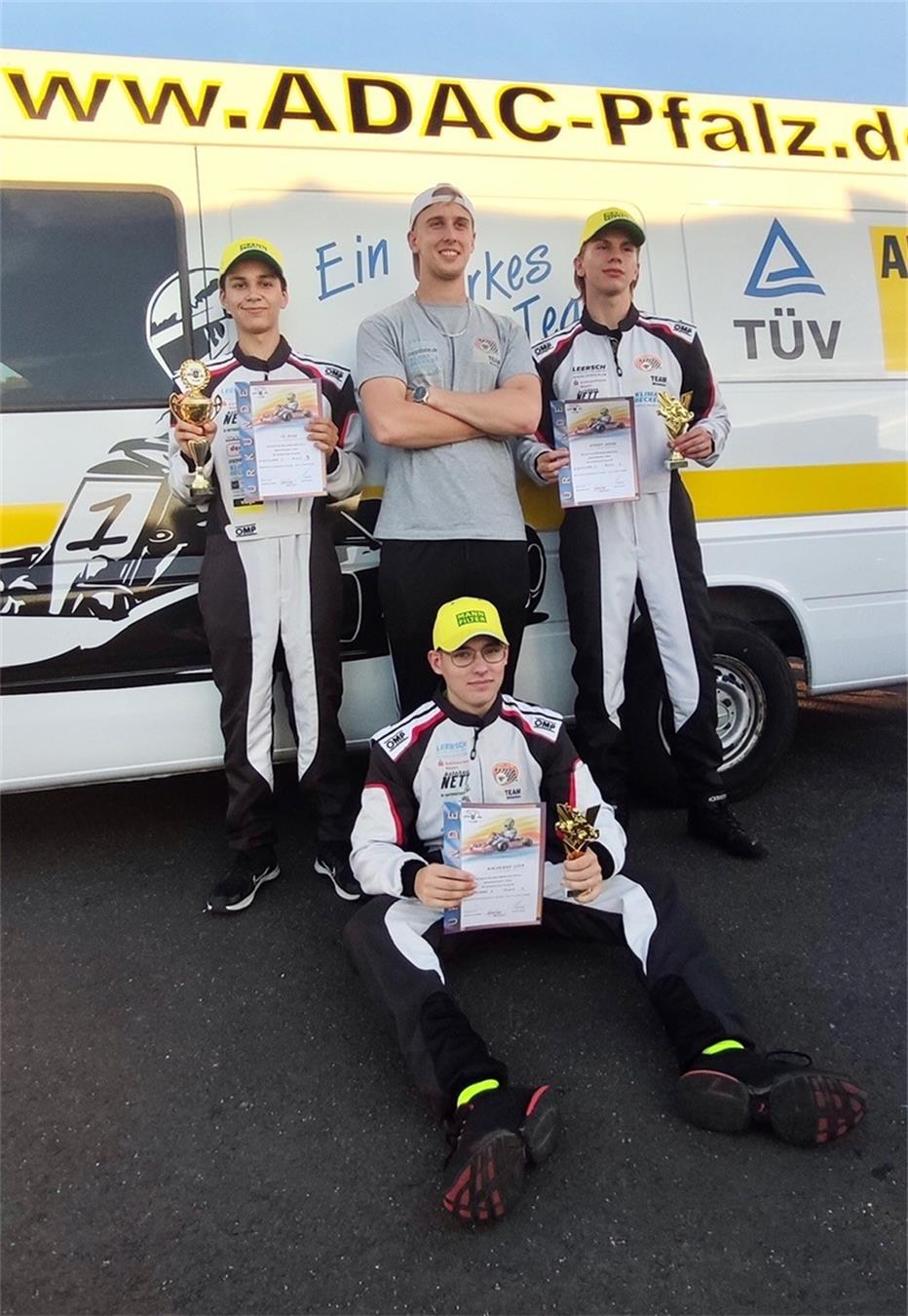 Tolle Erfolge zum Saisonende für die Kartjugend des AC Mayen