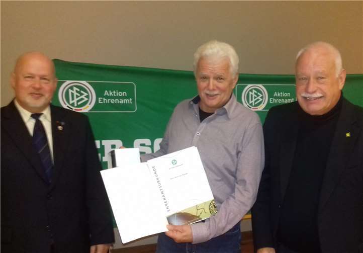 Kluck und Sauter erhalten Ehrenamtsuhr