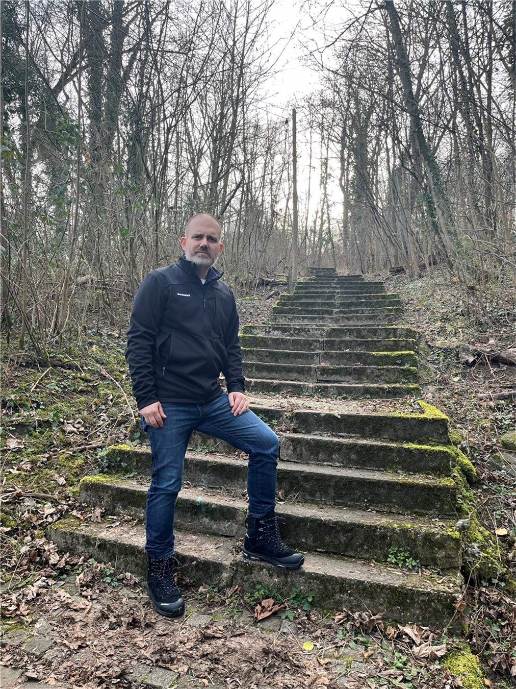 Rasche Sanierung des Hasenpfads gefordert