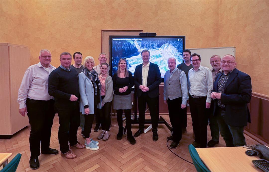 Ingenieur Markus Becker informierte über geplante Staubecken