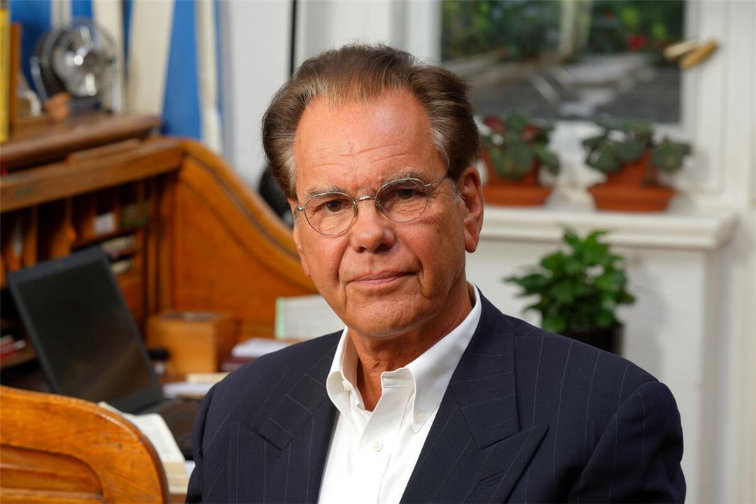 Lesung und Gespräch mit dem Arzt Michael de Ridder in Maria Laach