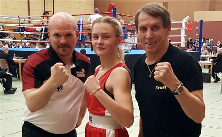 Sarah Liegmann gewinnt den Dompokal im olympischen Boxen