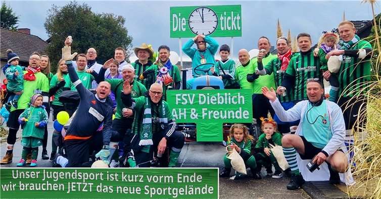 Mit einem Helau in die neue Saison
