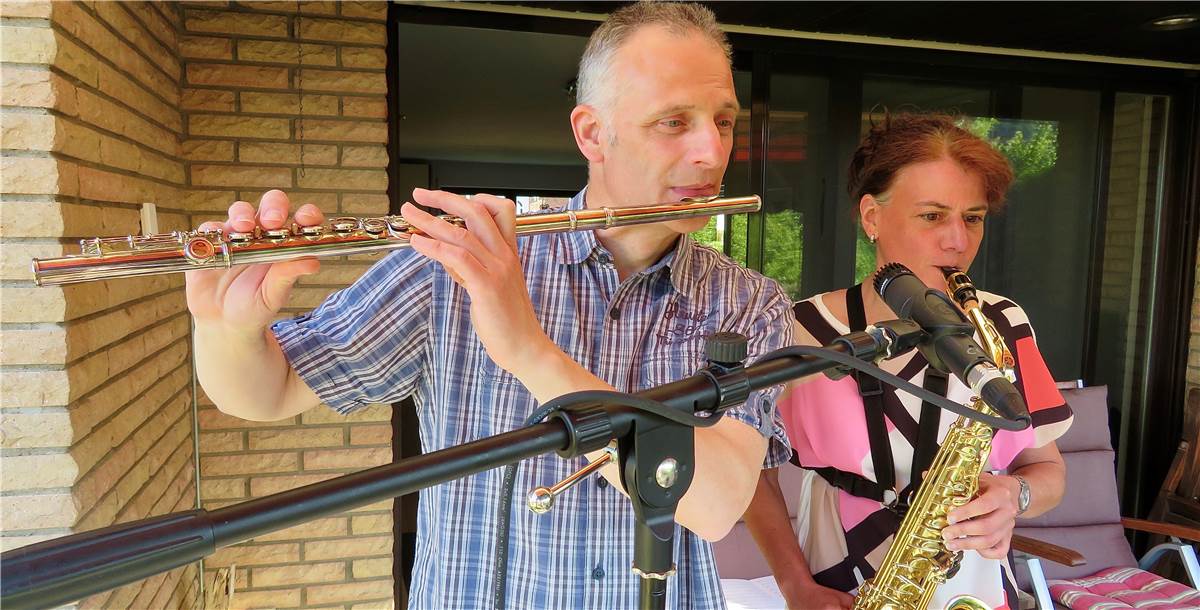 Nicole und Thomas Welsch erfreuen ihre Nachbarn mit Musik