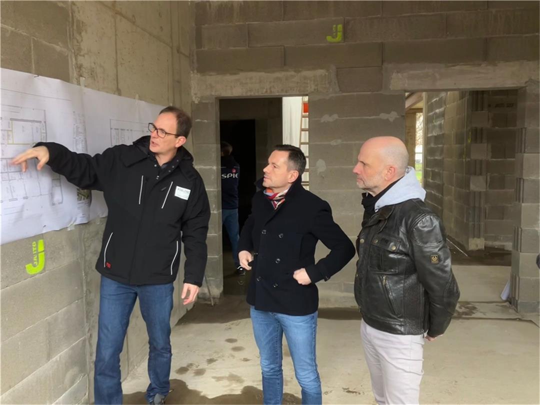 Bauarbeiten sind in vollem Gang