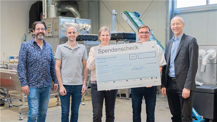 Erstes gemeinsames Unternehmerbierchen mit beeindruckendem Spendenerfolg