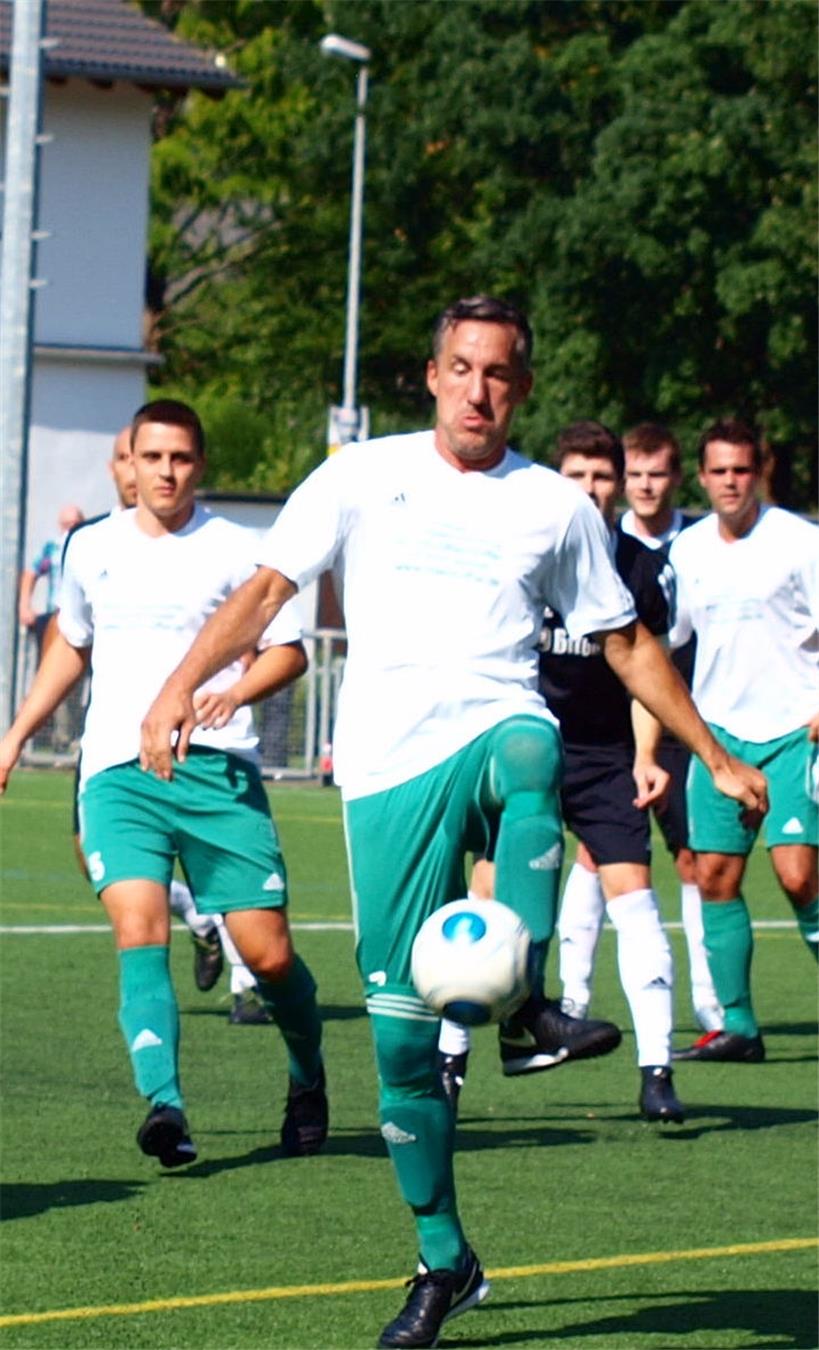 Patrick Rölle legt Traineramt nieder