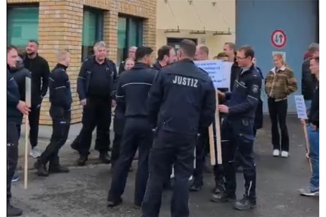 Video: Bundesweiter Aktionstag Justiz bei der JVA Rheinbach 2025