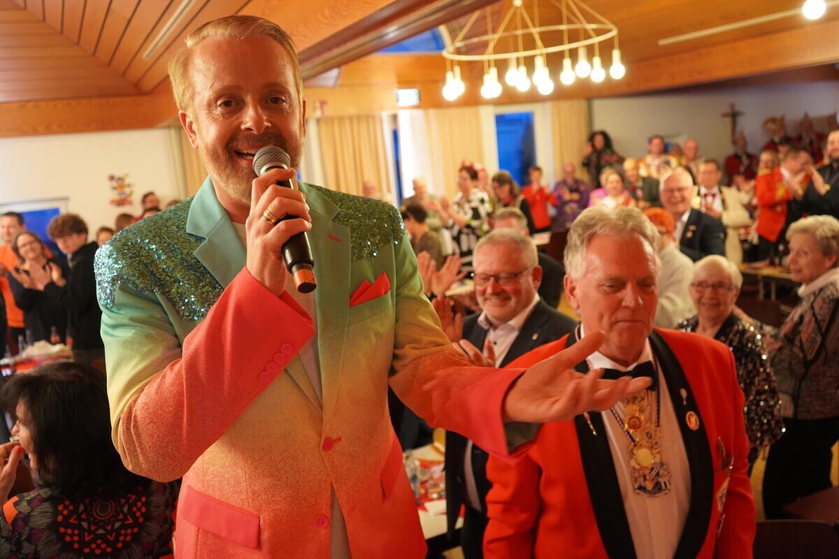 Stefan Mross zum Ehrenelferrat „humoris causa“ gekürt