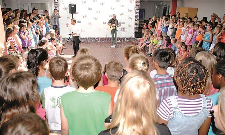 „Tschüss - Ciao - Auf Wiedersehen“