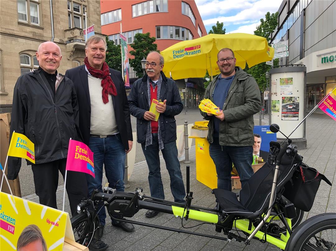 Kandidaten stehen zum Gespräch zur Verfügung